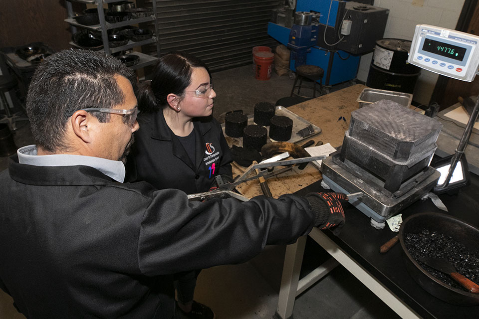 Hot Mix Asphalt Laboratory