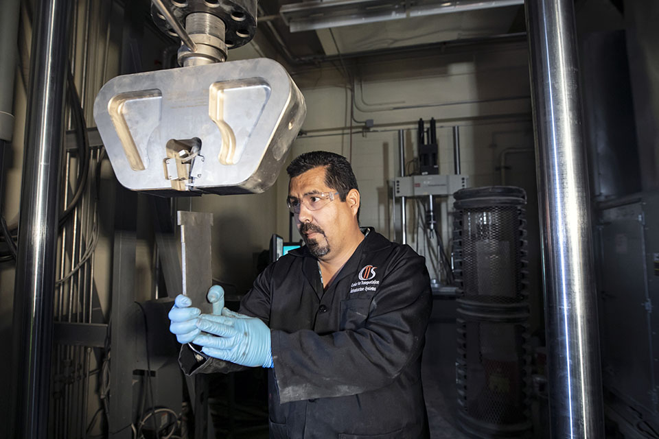 Large Scale and Material Testing Laboratory